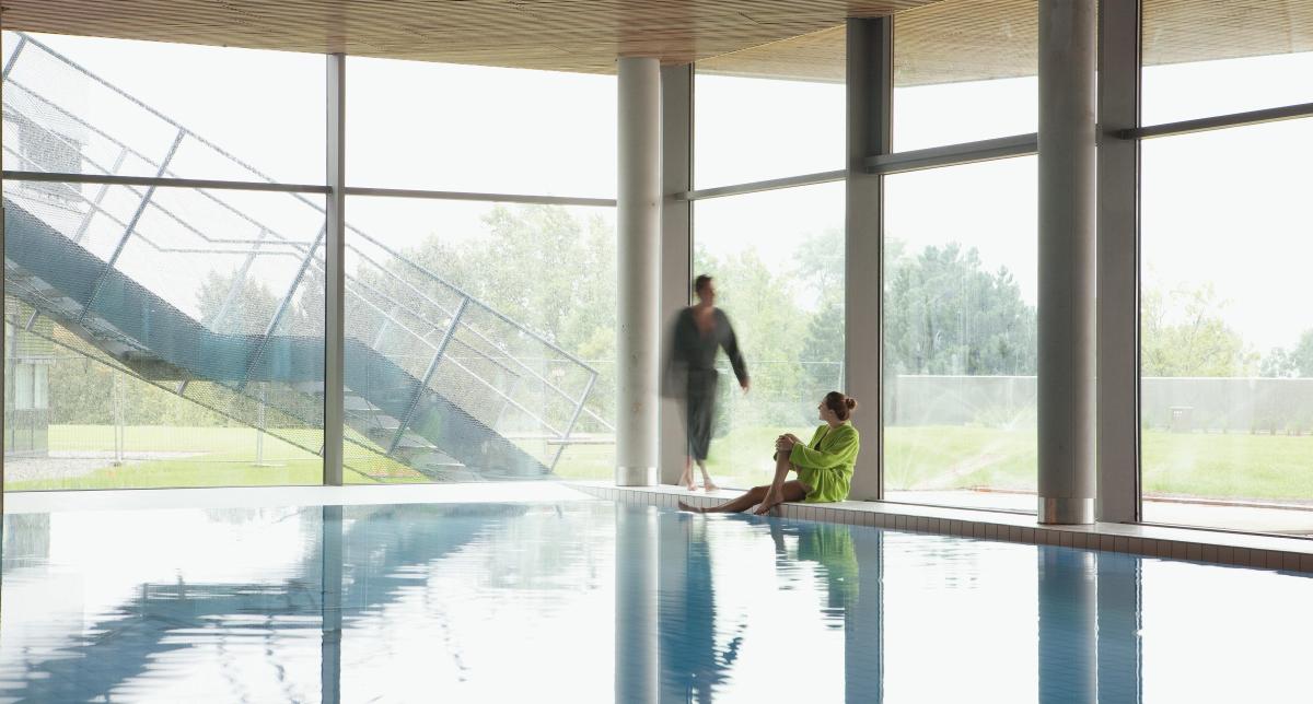 Therme Wien Oberlaa » Angebote & Tipps für Wellness in Wien | HOFER REISEN