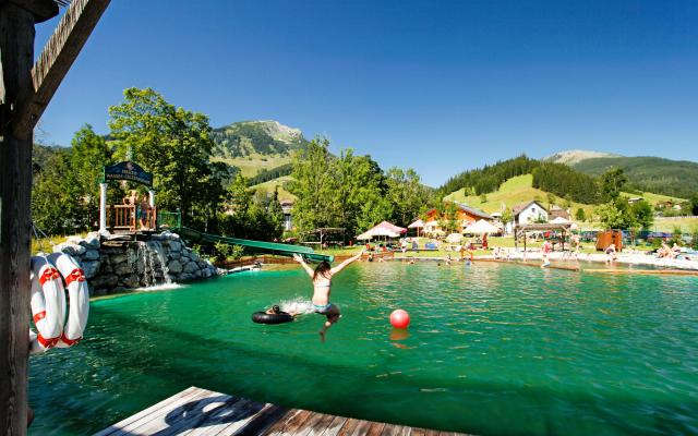 Top-Wasserparks in Österreich » Angebote für Groß & Klein | HOFER REISEN
