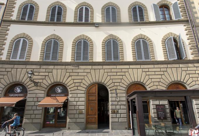 Palazzo dei Ciompi in Florenz | HOFER REISEN