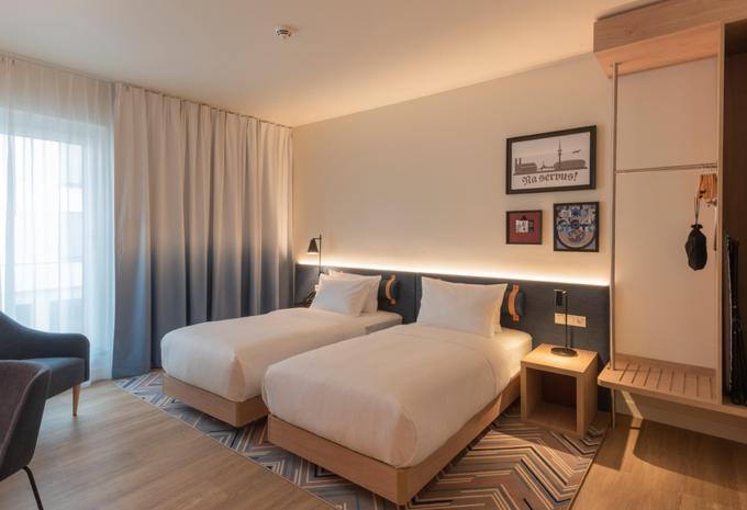 Hampton by Hilton Vienna City West in Wien inkl. Rod Stewart - Live in ...